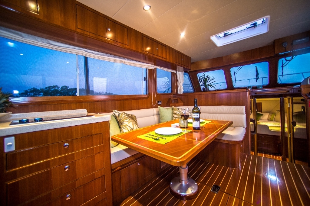 Integrity Trawlers Euro Trawler 440s - Integrity Trawlers